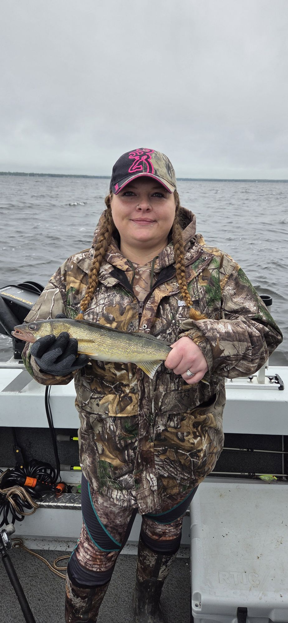 Oneida Lake Walleye fishing 5/23/25 | Wayne-o's Guide Service